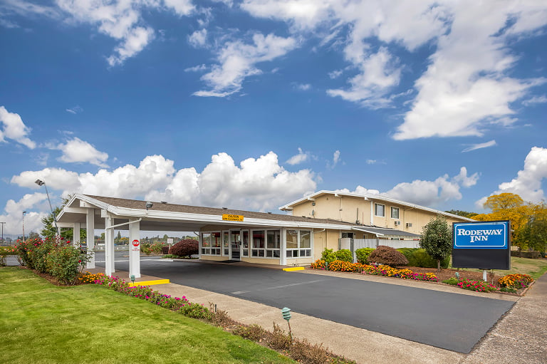 Albany, OR Hotel| Rodeway Inn Albany